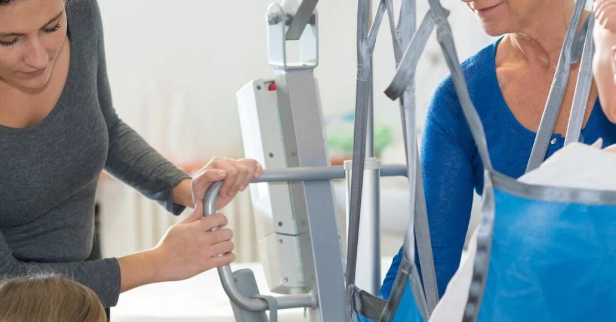 Practical Manual Handling Course- Australian Pacific Training Solutions